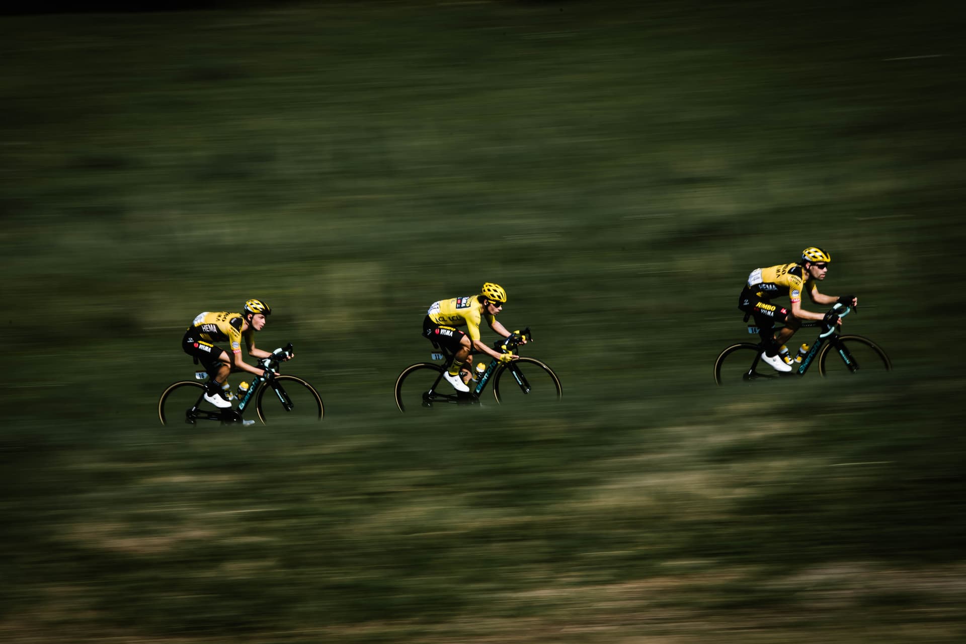 Mummu Cycling: Exclusive Cycling Tours & VIP Experiences