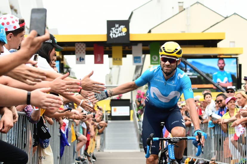 Mummu Cycling | Pro Cycling Race Experiences & VIP Access